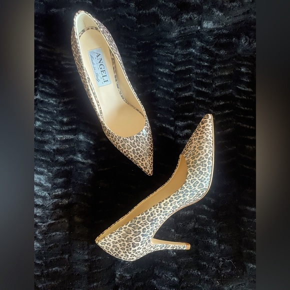Angeli Fashion | Shoes | Designer Pump By Angelo Anastasia Crafted In ...